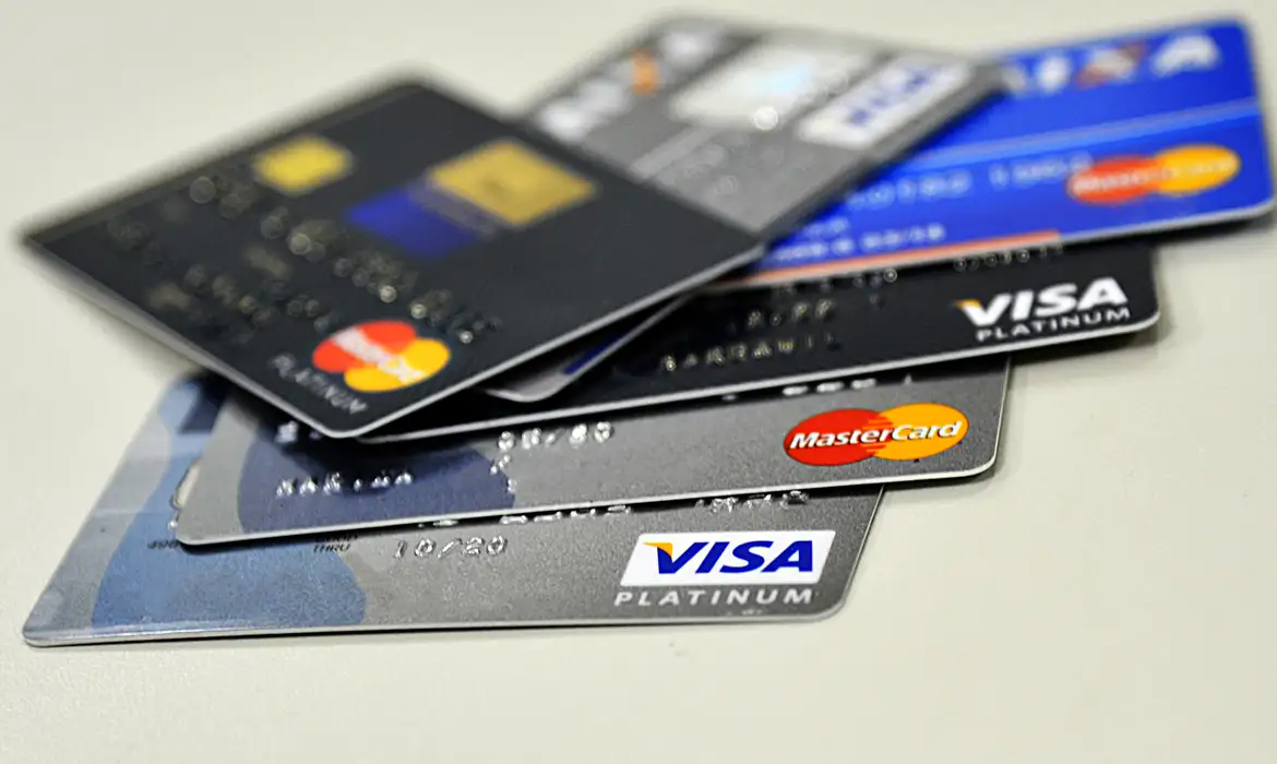 2025: The Year of the Credit Card Revolution - Credi8